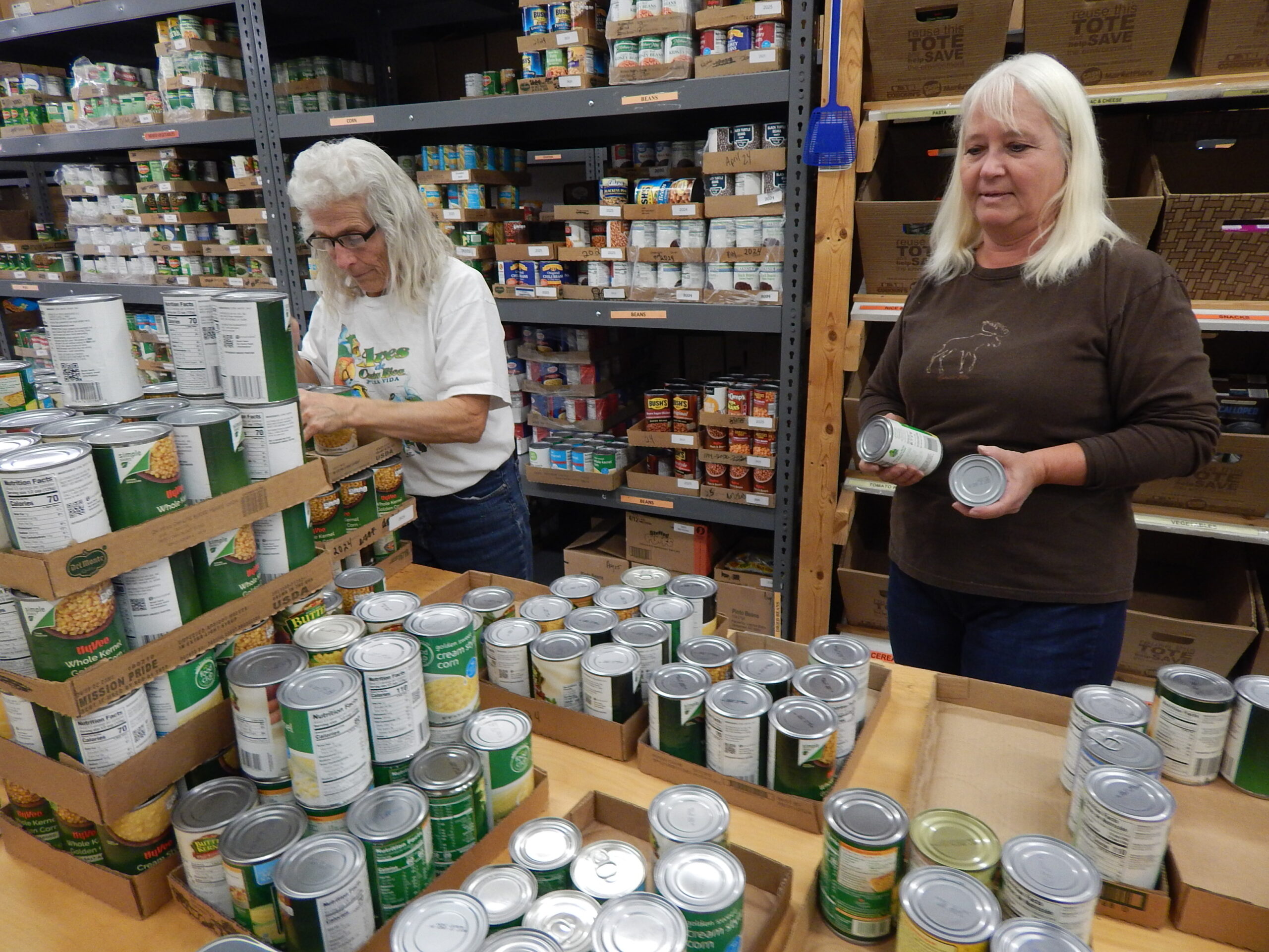Concord Singers pitch in for food shelf | News, Sports, Jobs - The Journal